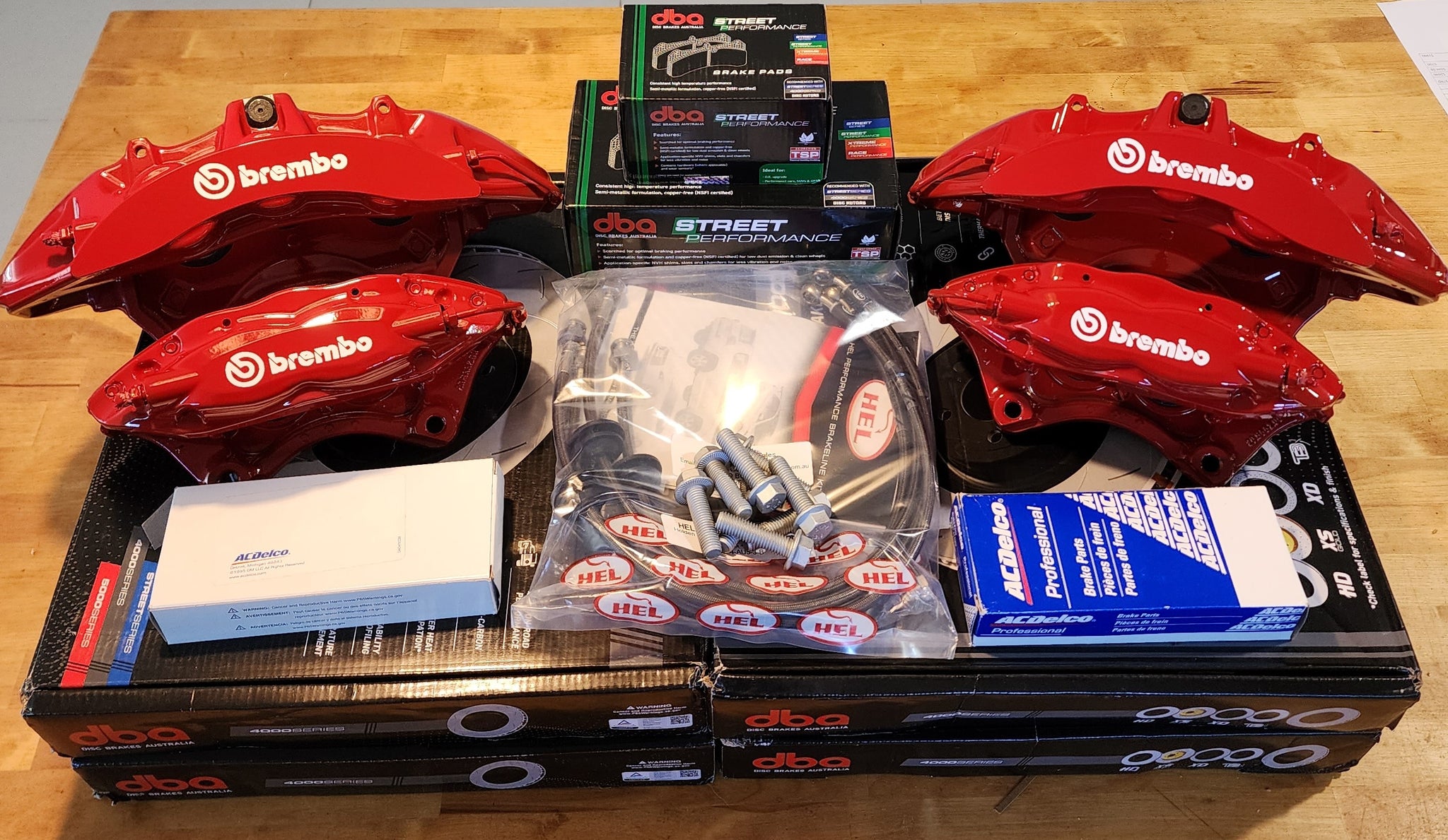 6 Pot Front & 4 Pot Rear Brembo brake Upgrade Kit - Holden VT VX VY VZ ...